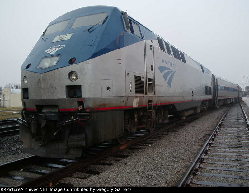 AMTRAK 28 P42DC